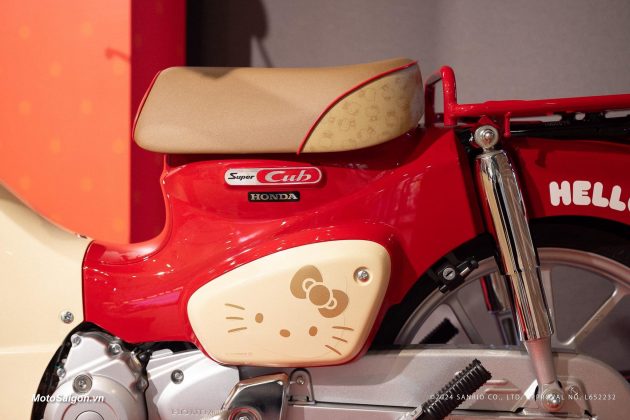 Super Cub Hello Kitty bản giới hạn đặc biệt của Cub 50cc 110cc - Motosaigon