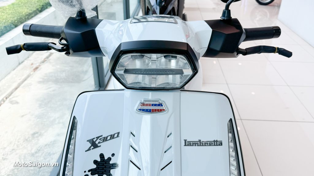 Lambretta X300 GP 2025 đánh giá xe thực tế đã có giá bán - Motosaigon