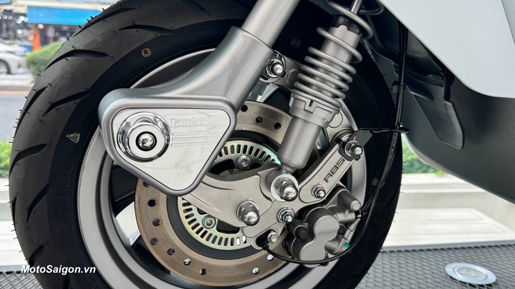 Lambretta X300 GP 2025 đánh giá xe thực tế đã có giá bán - Motosaigon