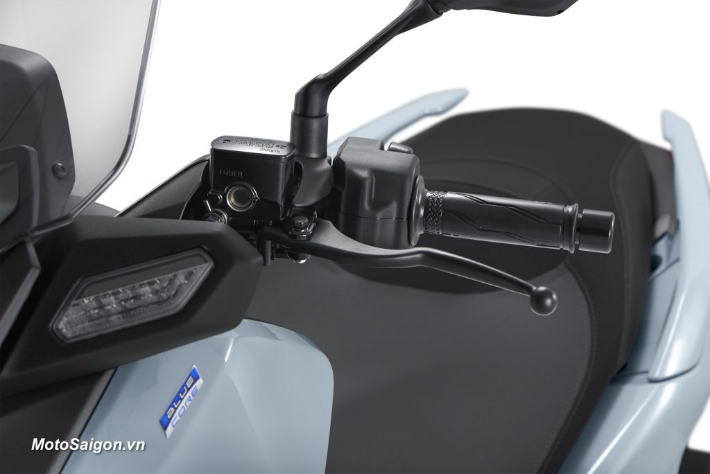 Yamaha XMAX 300 2025 thuộc dòng Max Series đã có giá bán - Joker Helmet ...