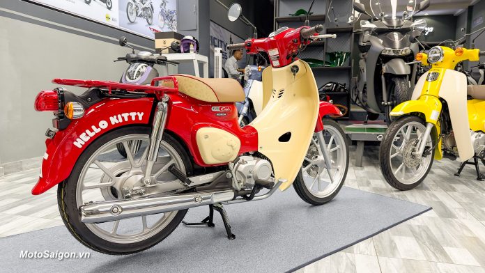 Super Cub 110 Hello Kitty nhập Nhật về Việt Nam hiếm hơn Super Cub 50 - Motosaigon