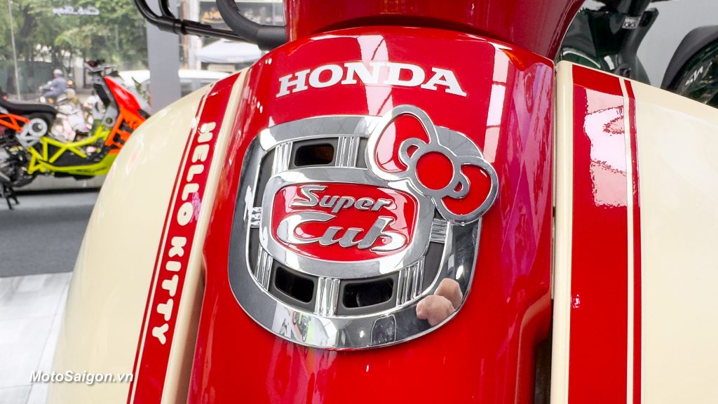 Super Cub 110 Hello Kitty nhập Nhật về Việt Nam hiếm hơn Super Cub 50 - Motosaigon