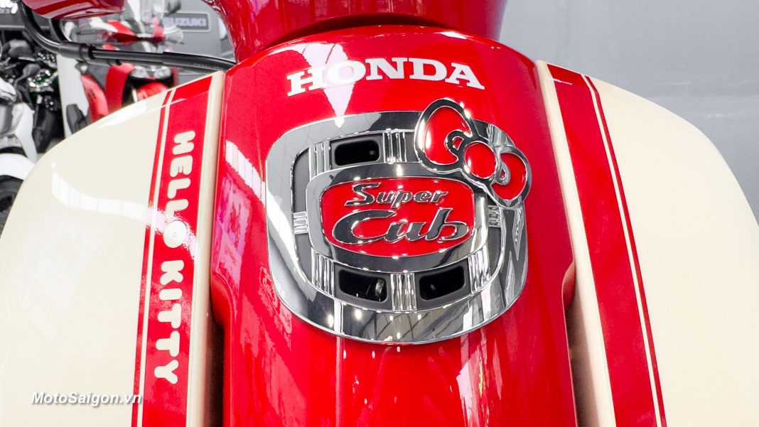 Honda Super Cub 50 Hello Kitty đã có giá bán tại Việt Nam số lượng hiếm ...