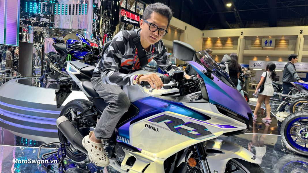 Yamaha R3 Lunar White 2025 màu trắng trên yên đánh giá xe thực tế ...