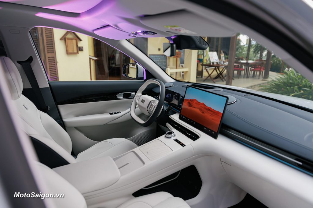 Geely Việt Nam công bố giá bán Monjaro và xe điện Geely EX5 - Motosaigon